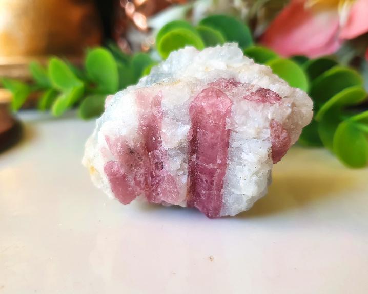 Comprar Pedra Turmalina Rosa na Cristais Aquarius
